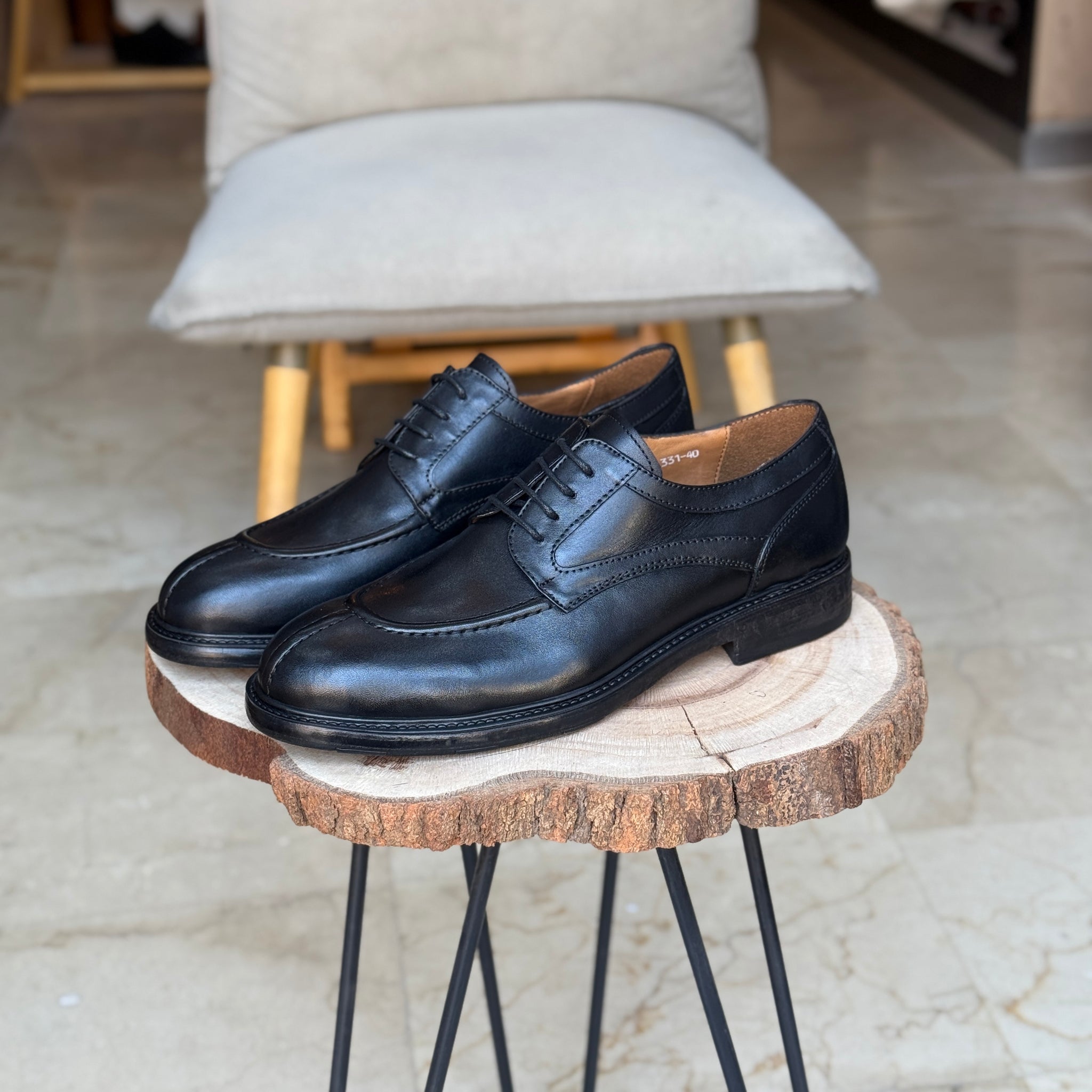 DERBY EN CUIR VÈRITABLES REF: IT331 NOIR